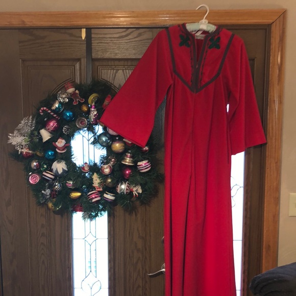 vassarette | Intimates & Sleepwear | Vintage Vassarette Red And Green ...